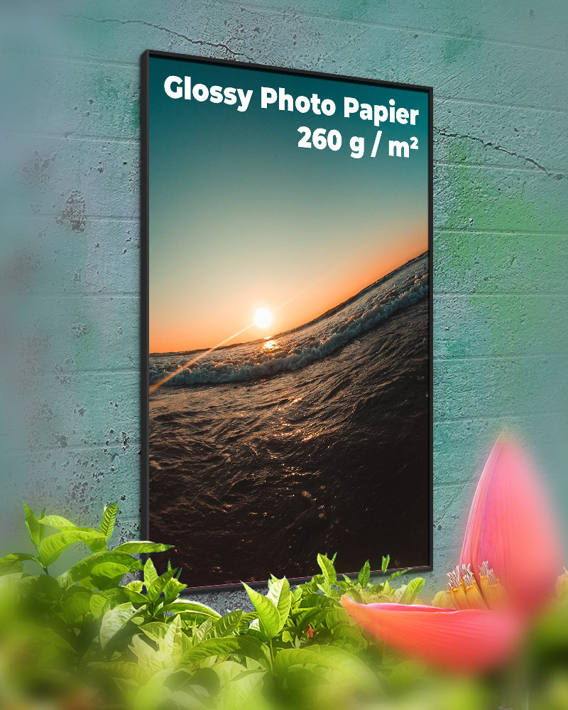 Glossy poster printing: Brilliant photo quality on premium 260g/m² paper